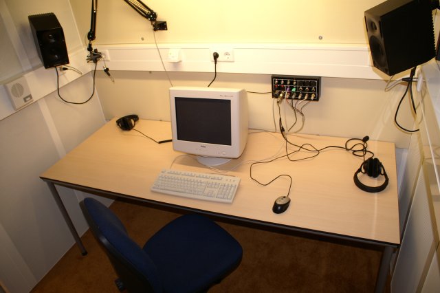 Institute for Language Sciences Labs | Cabin 1